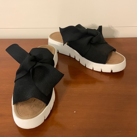 bernie mev. | Shoes | Bernie Mev Womens Sandals | Poshmark